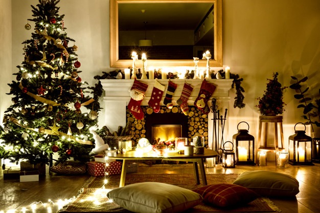 10 Holiday Game Ideas for the Whole Family To Enjoy!