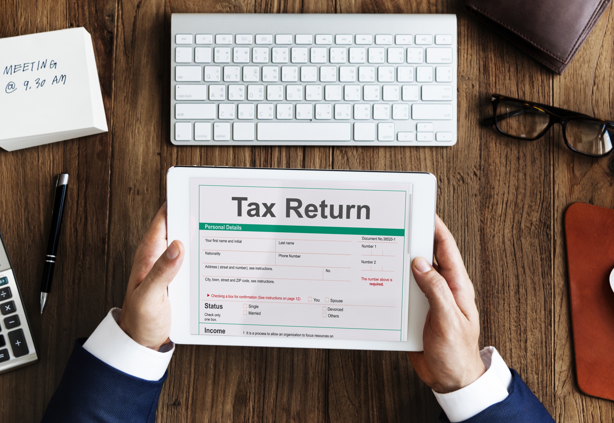 Tax Season Help and Hacks - Filing Your Taxes Right