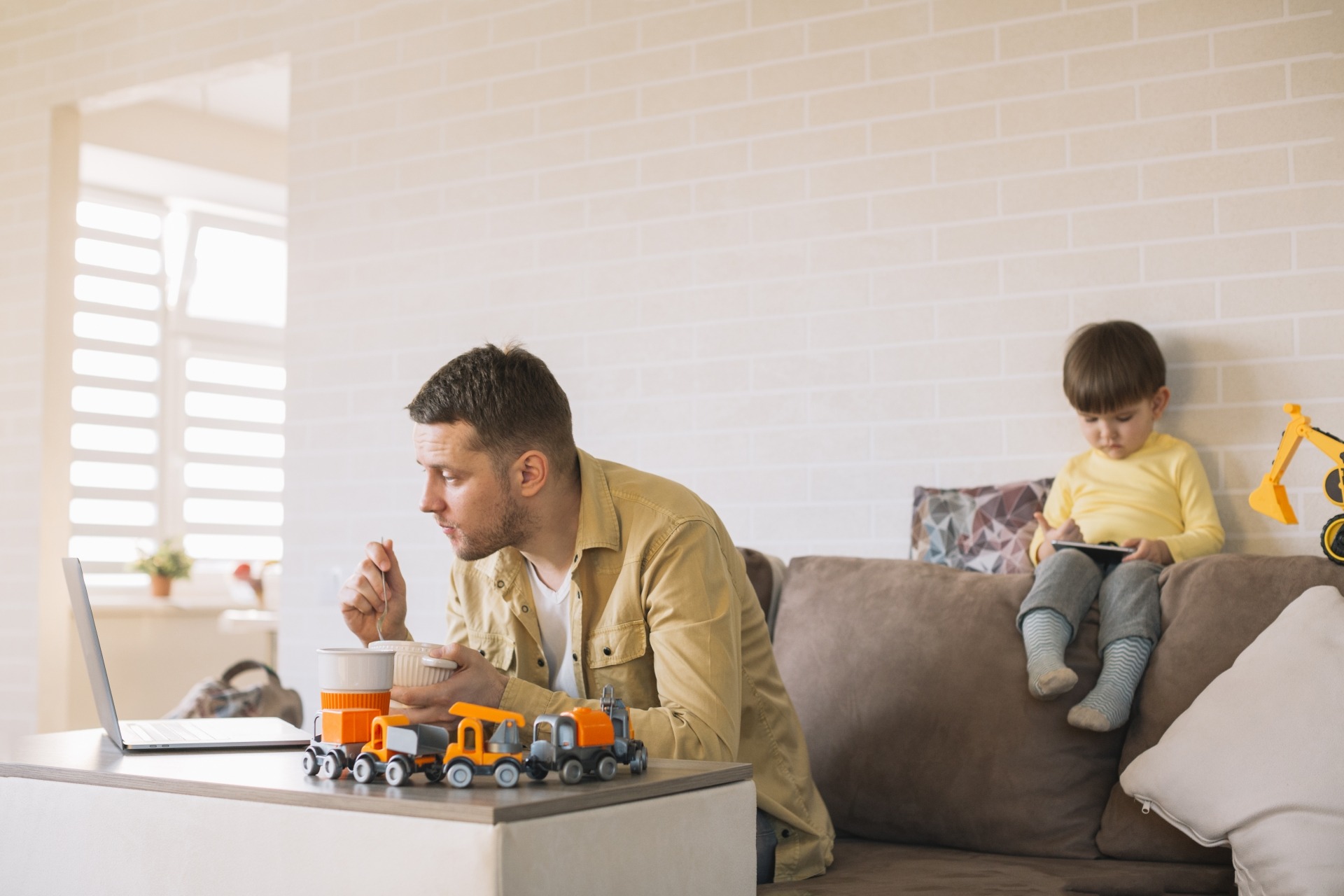 Being a Stay at Home Dad: Challenges and Joys - Men With Kids