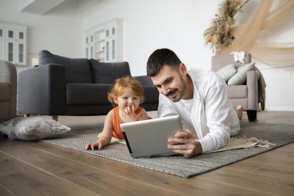 Being a Stay at Home Dad: Challenges and Joys - Men With Kids